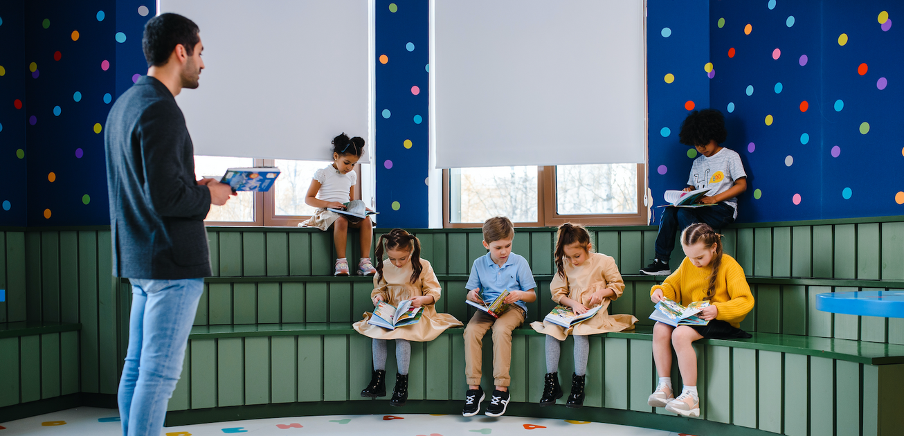 Popular Reading Books for Children, Kids — Mixcord